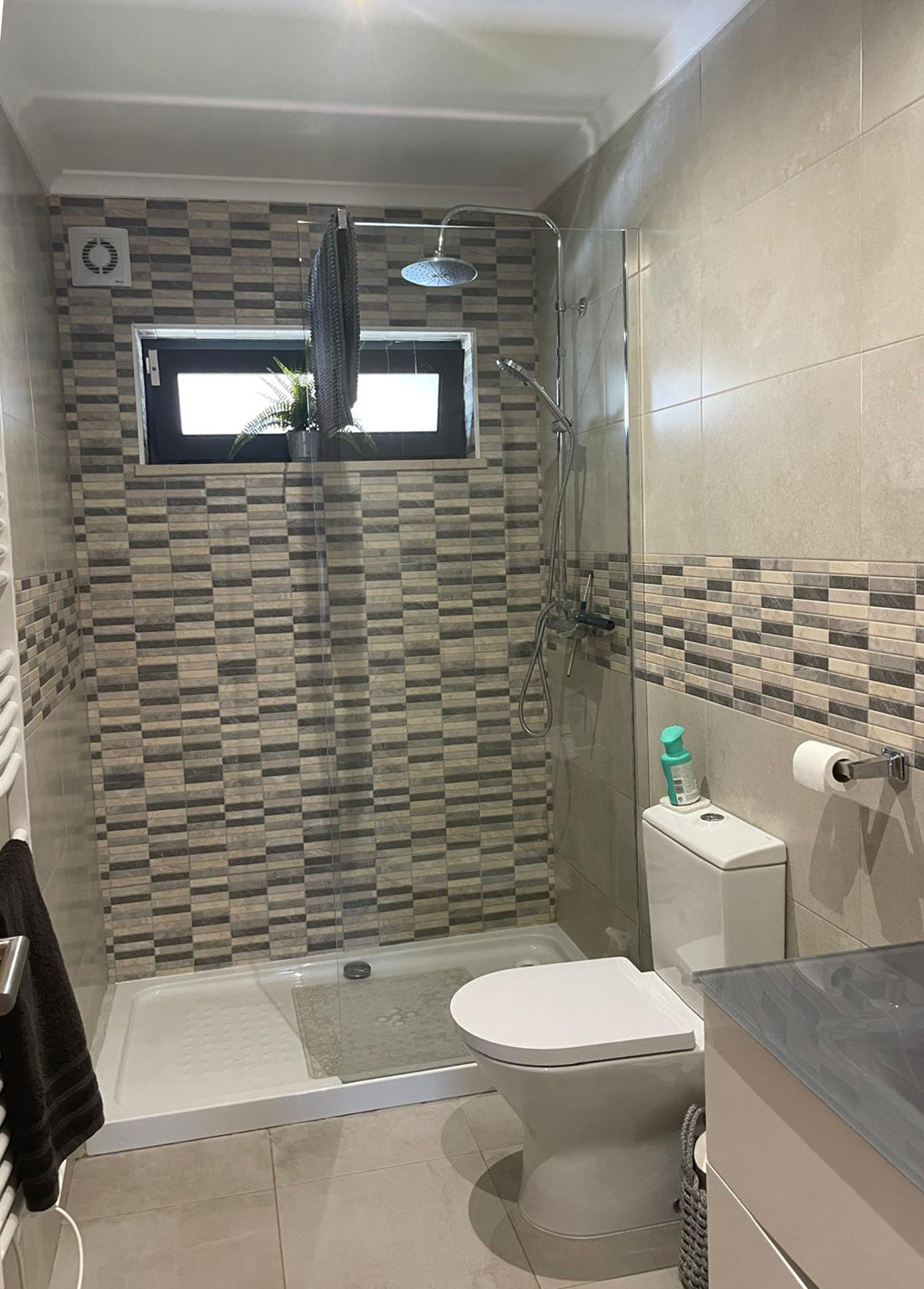 Stunning and spacious south-facing Villa Monte Canelas