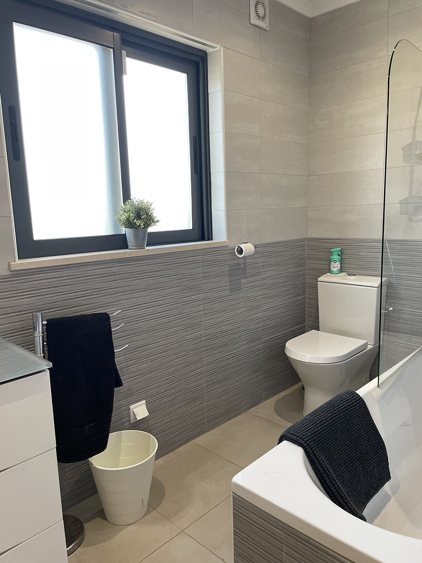 Stunning and spacious south-facing Villa Monte Canelas