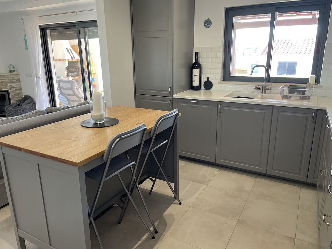 Stunning and spacious south-facing Villa Monte Canelas